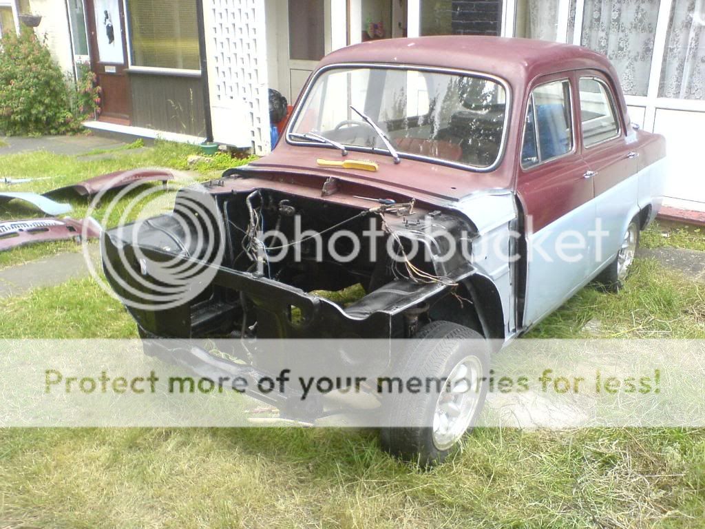 1960 FORD PREFECT 107E | Retro Rides